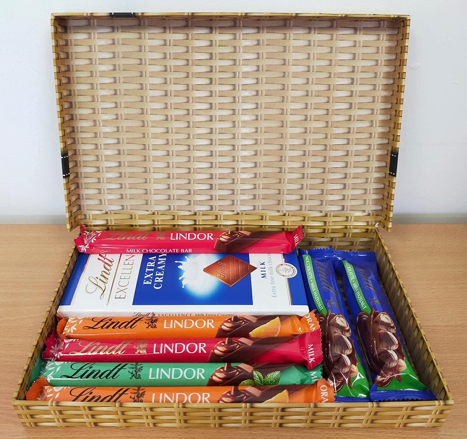 Ultimate Lindt Lindor Chocolate Selection Box for chocolate Lovers